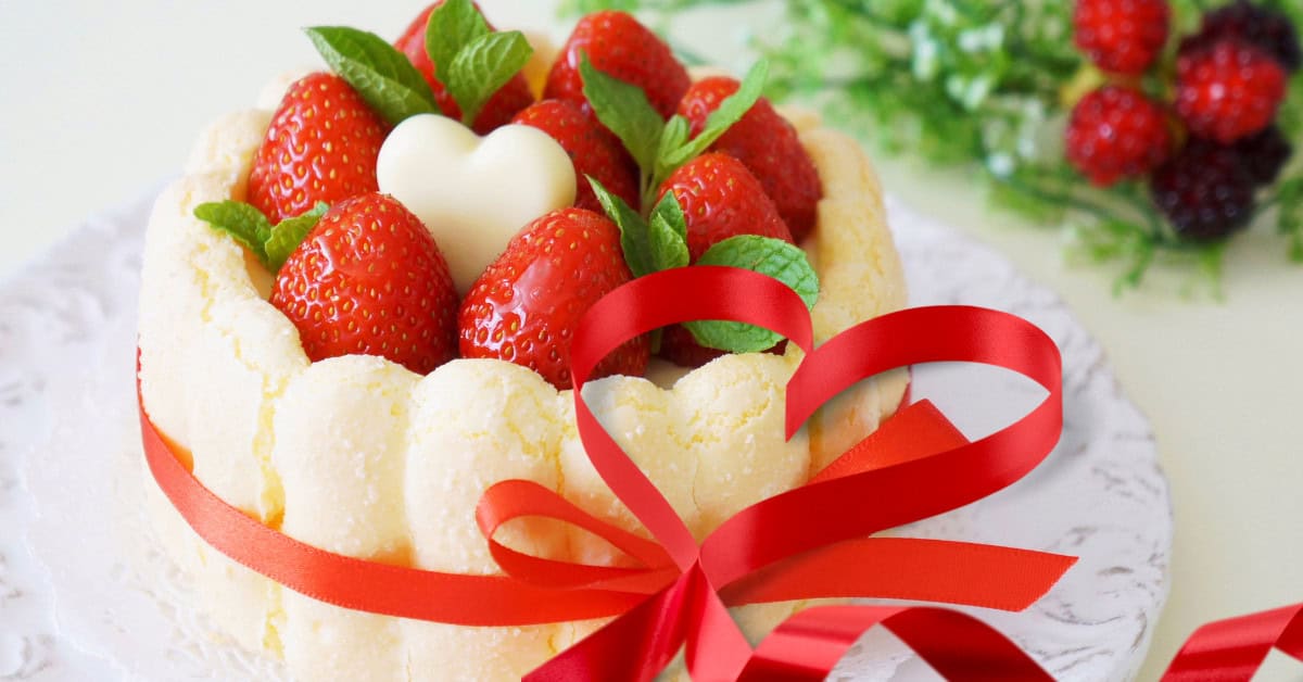 Pour la Saint-Valentin, une charlotte aux fraises